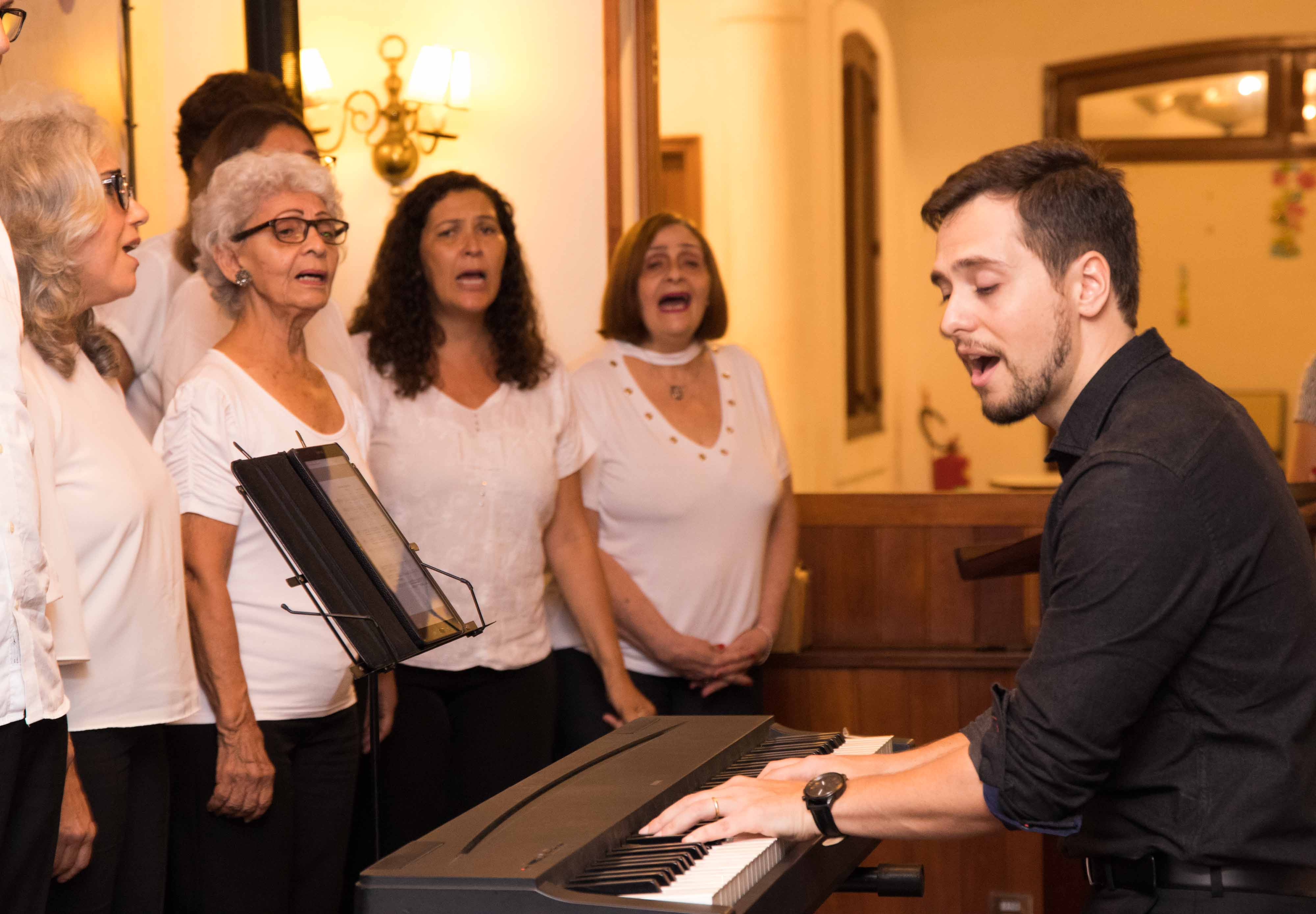 Cobertura Fotográfica – Encontro de Corais da H. Strattner | Beroli ...
